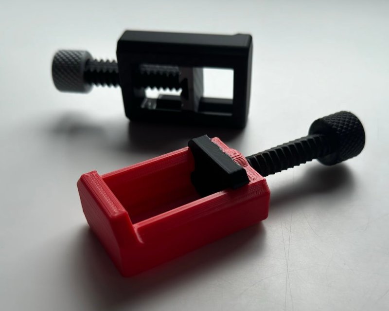 Small Vise 3D Printer Model Download Free STL File - 3axis.co