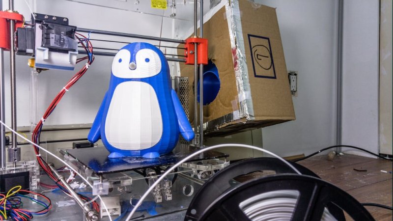Cute 3D Printable Penguin/Baby Penguin With Drawer Organizer Secret ...